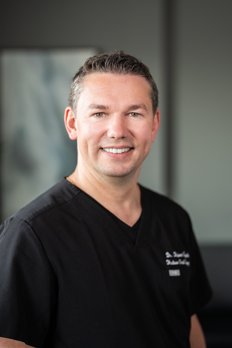 New Jersey Oral Surgeon | Dr. Hubert Gugala